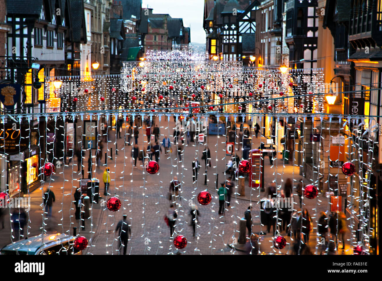 Street scene of Chester England with Christmas lights and people ...
