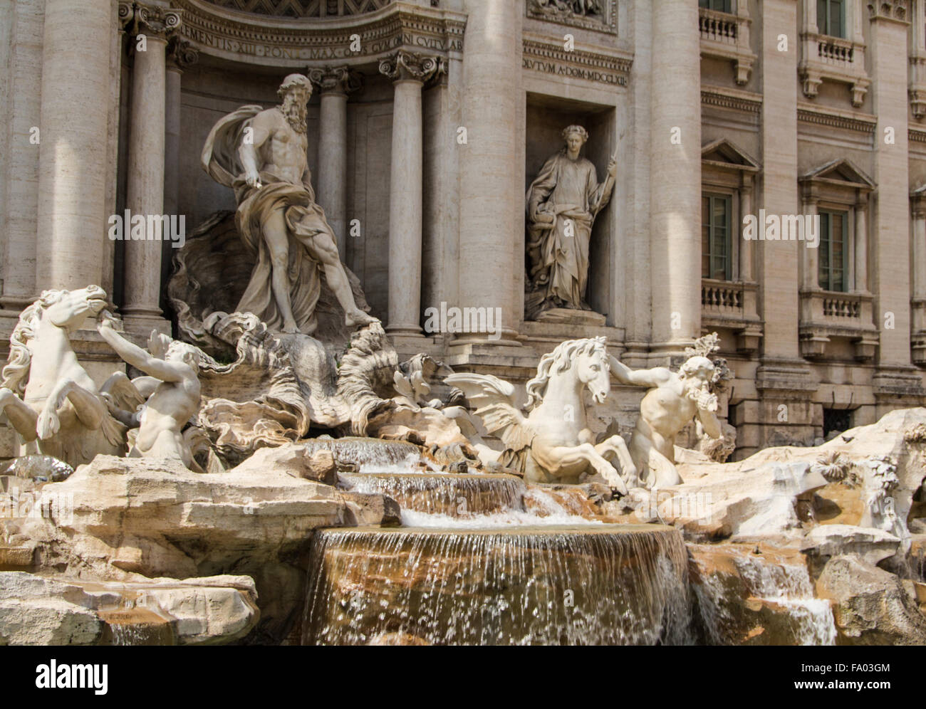Fountain di Trevi - most famous Rome's fountains in the world. Italy ...