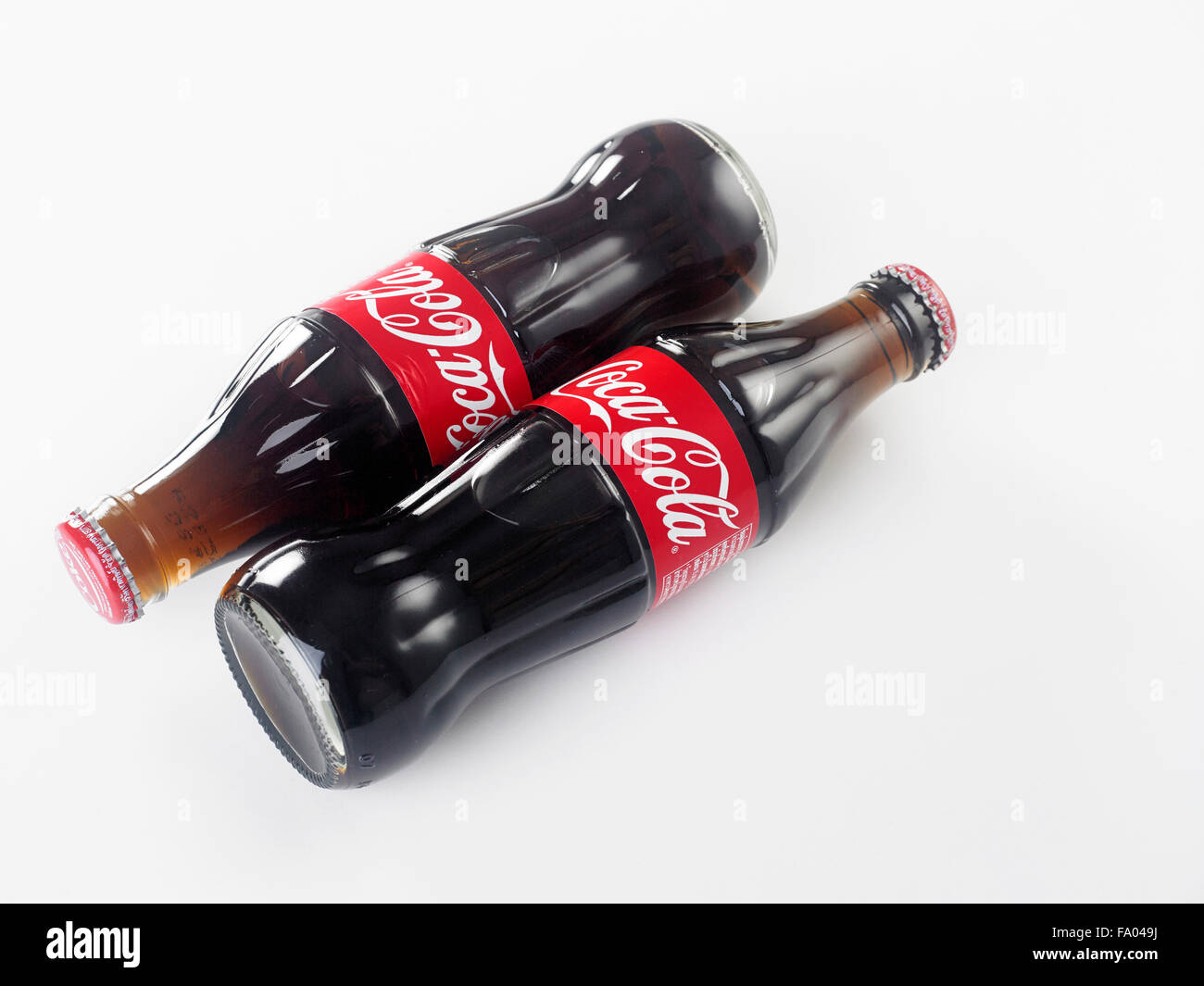 Coca cola bottle plastic lid hi-res stock photography and images - Alamy