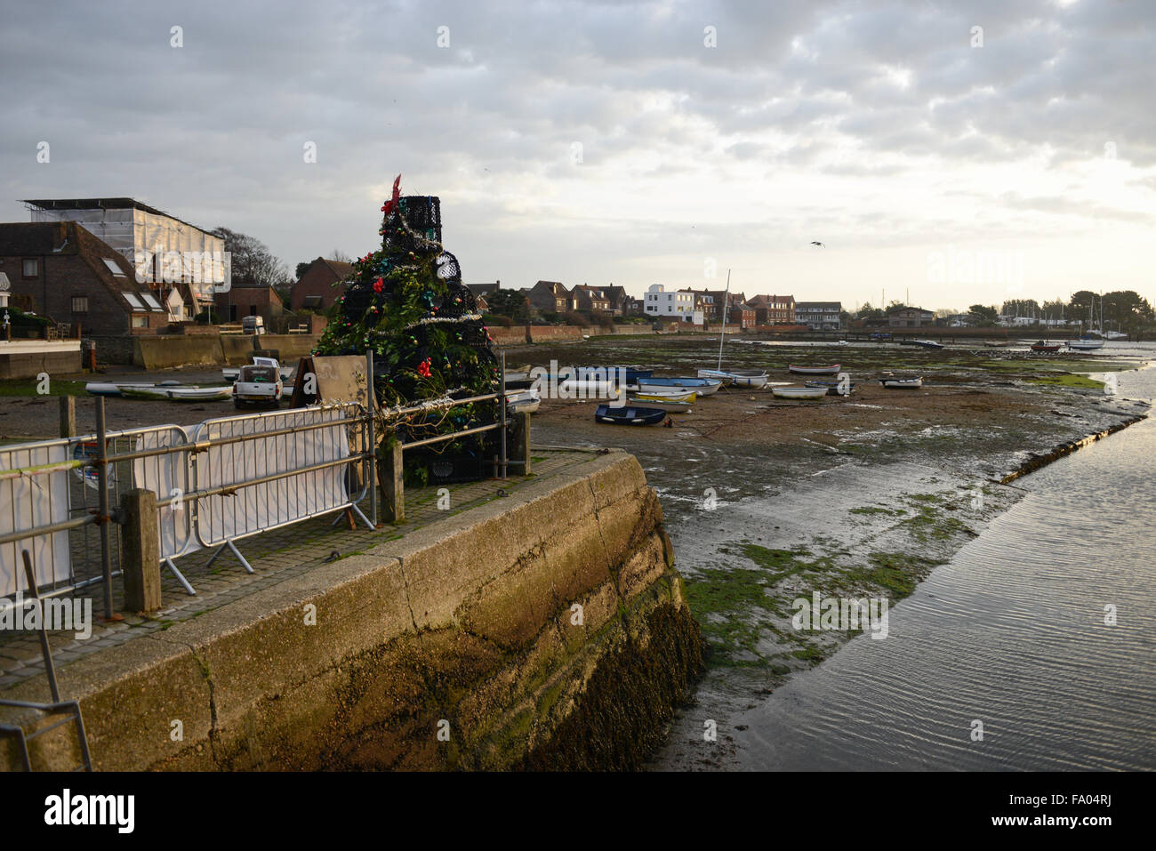 The quay emsworth hi-res stock photography and images - Alamy
