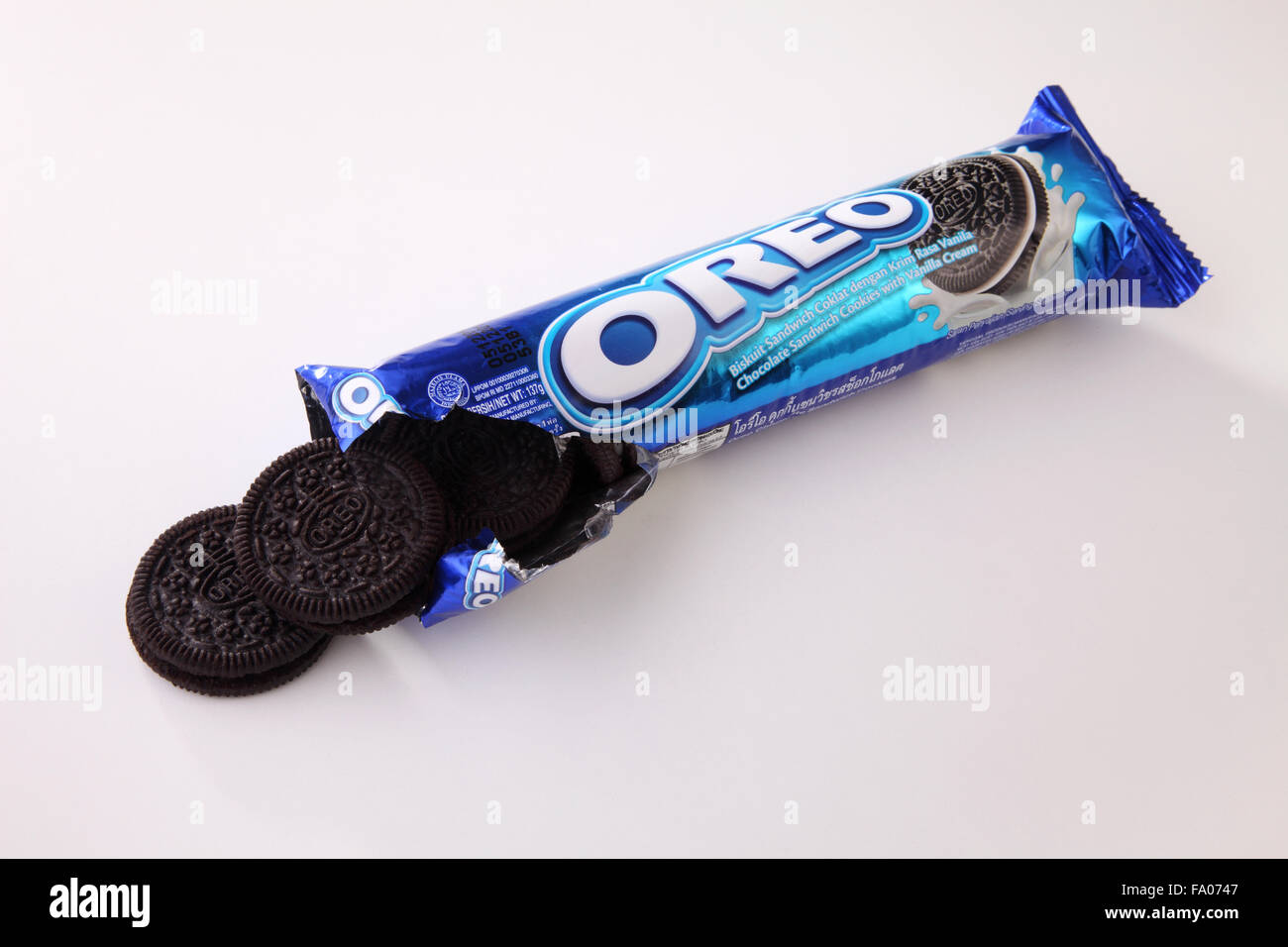 Oreo Package Open