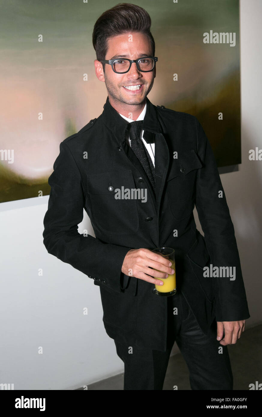 Celebrities attend Steve Janssen's Brain Change one night solo ...