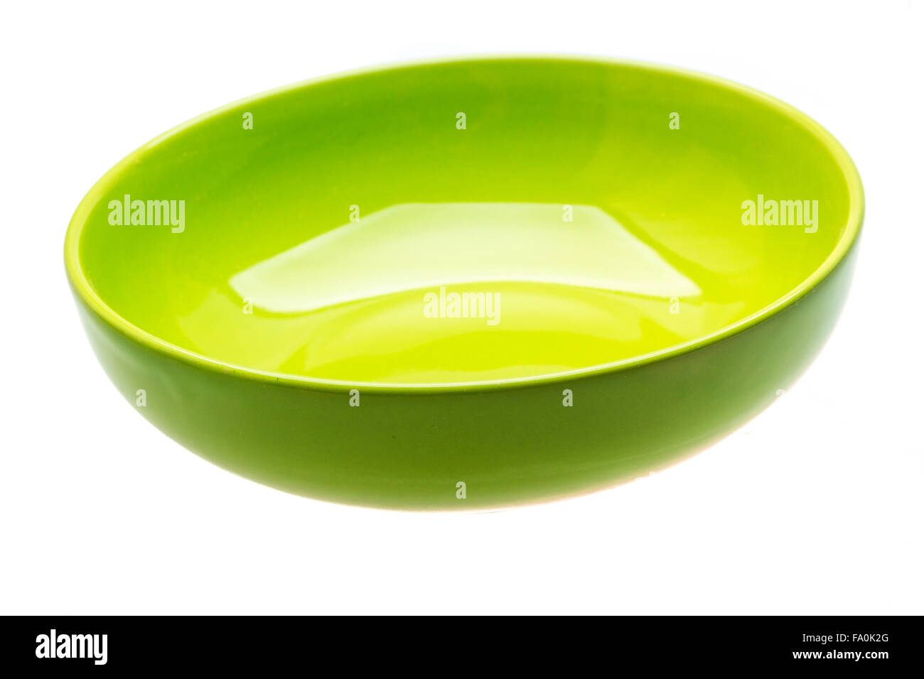 Empty ceramic bowl isolated Stock Photo - Alamy