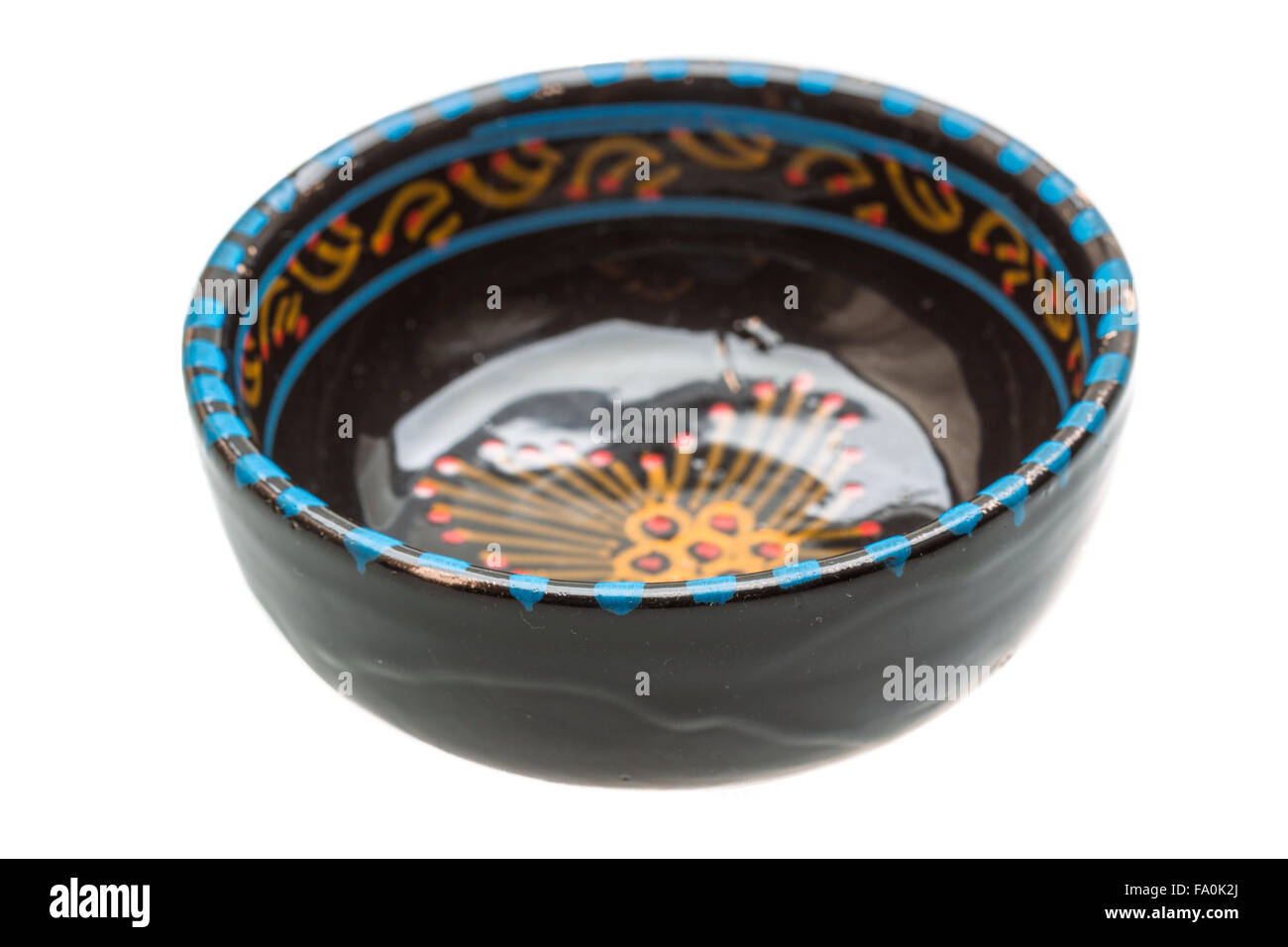 Empty ceramic bowl isolated Stock Photo - Alamy