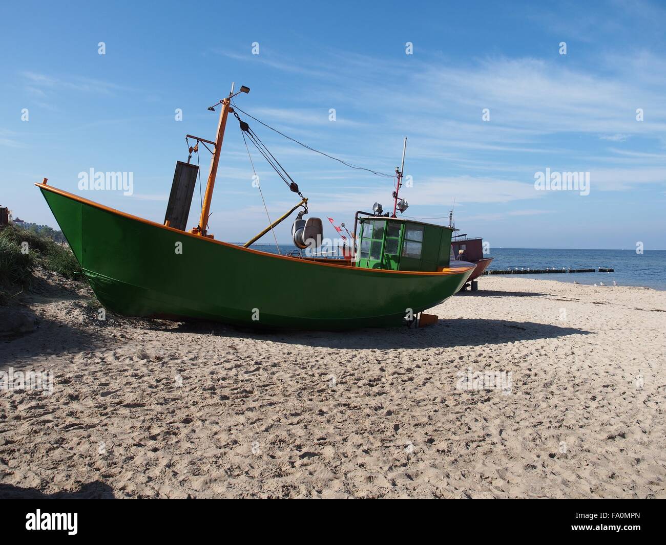 Green line fishing net in hi-res stock photography and images - Alamy