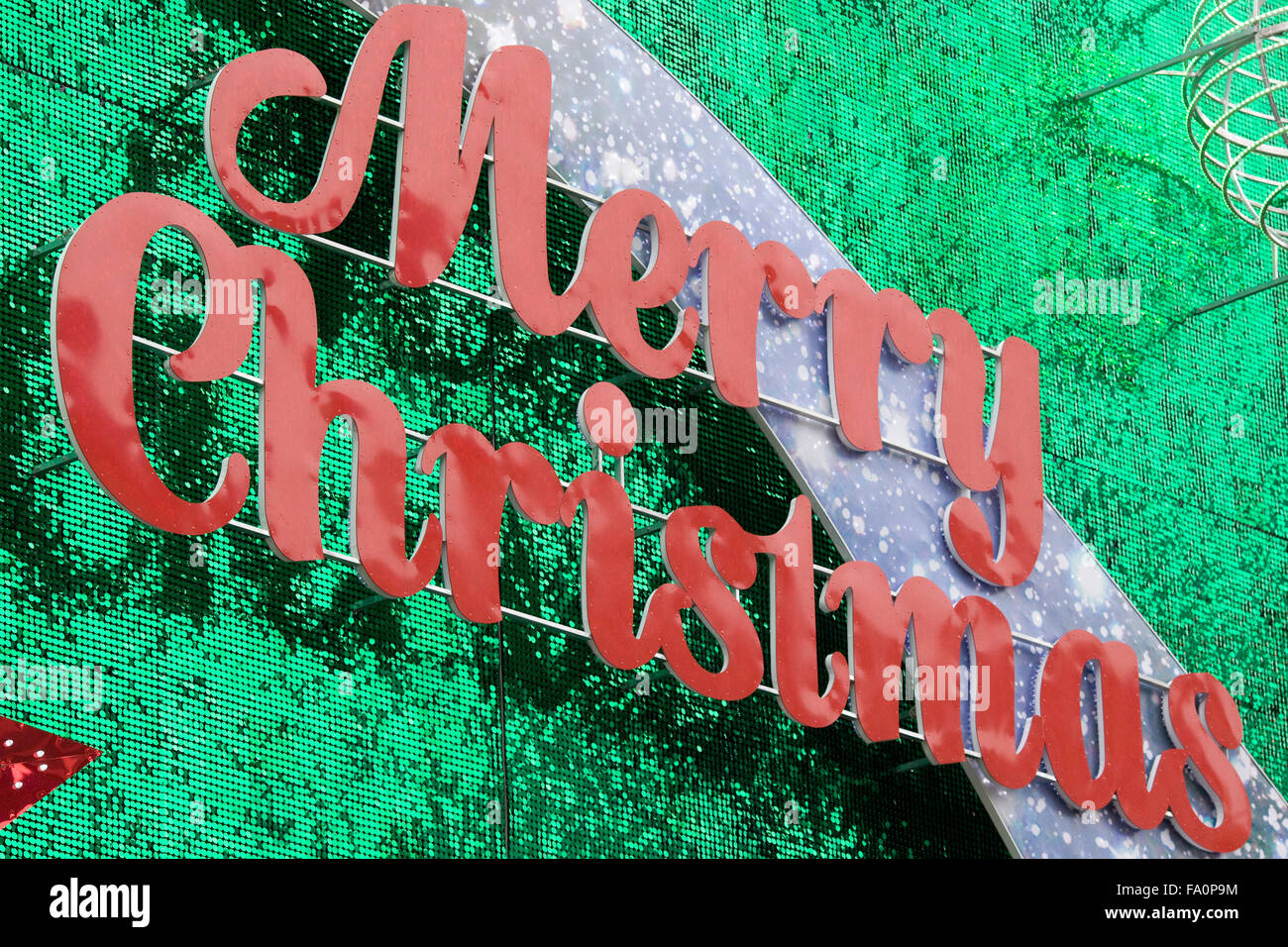 Merry Christmas sign in shop window Stock Photo - Alamy