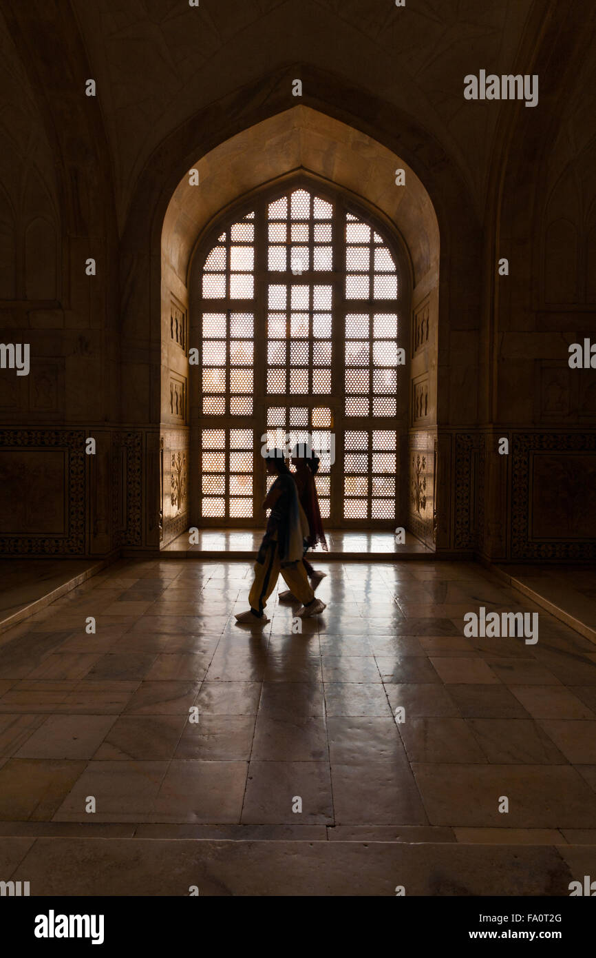 Interior of taj mahal hi-res stock photography and images - Alamy