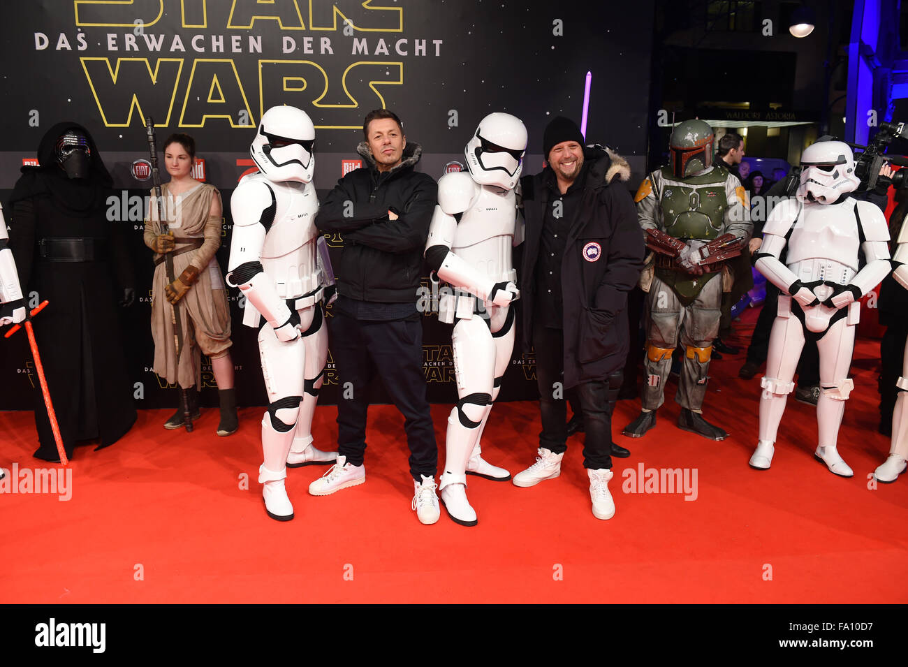Force awakens premiere group hi-res stock photography and images - Alamy