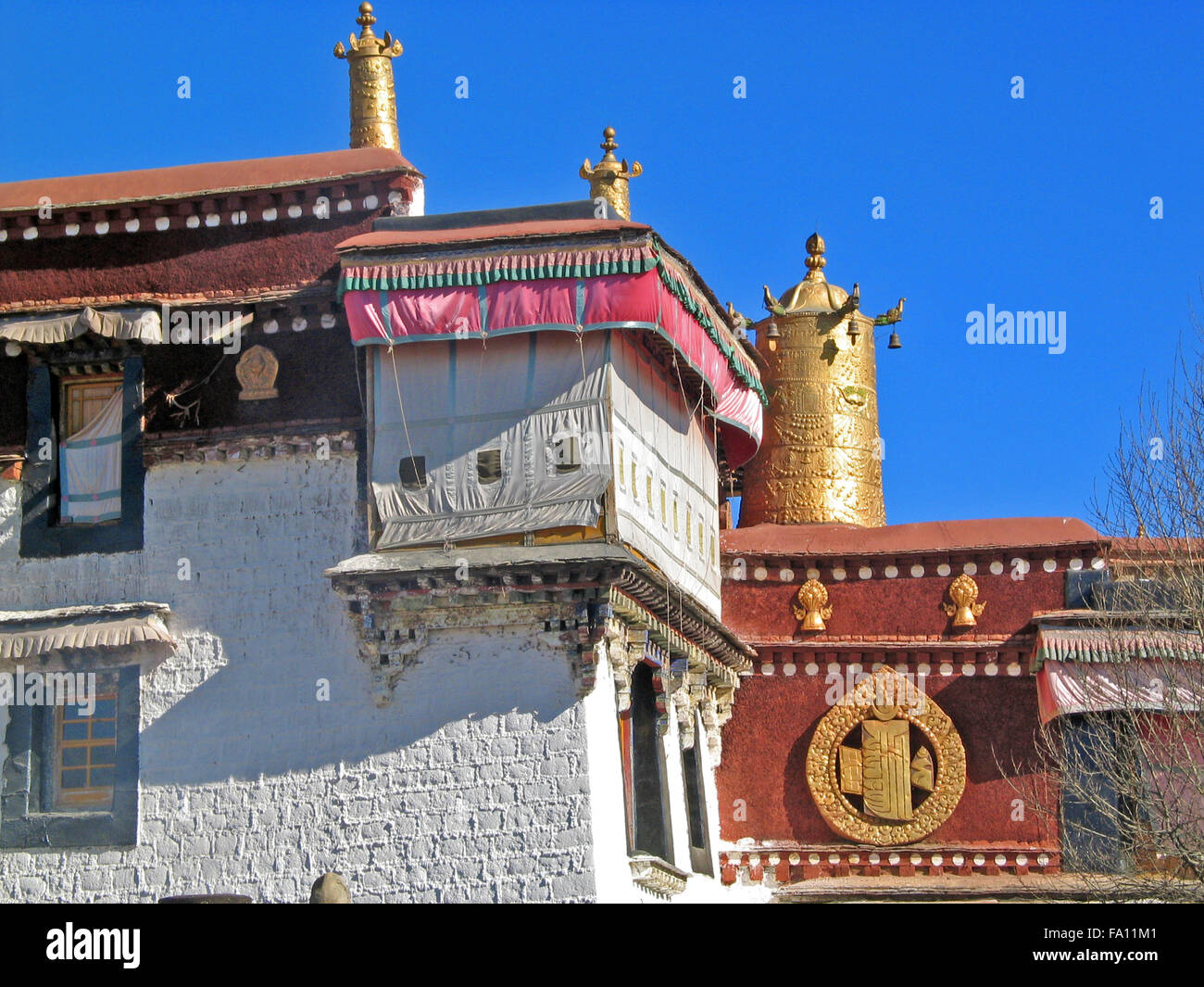Tibetan corner room on side of building Stock Photo - Alamy