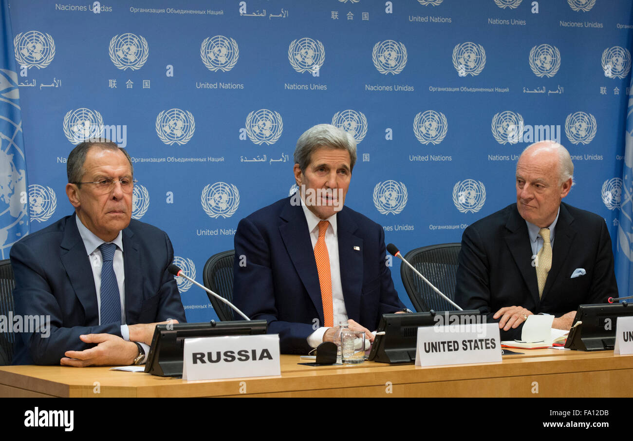Following the adoption of the resolution, John Kerry (centre), United ...