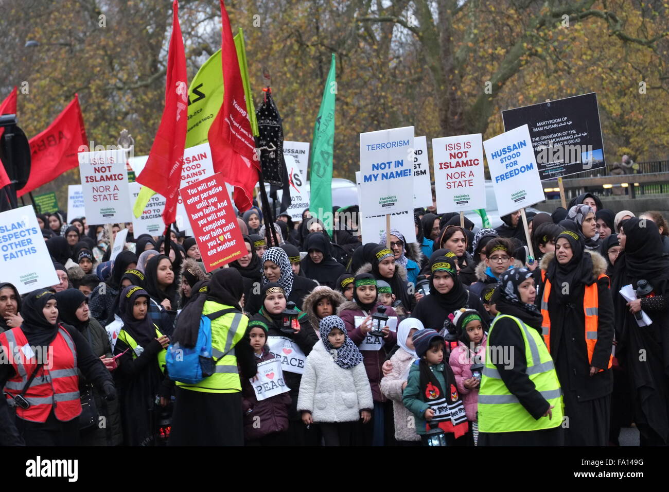 Shia mosque london hi-res stock photography and images - Alamy
