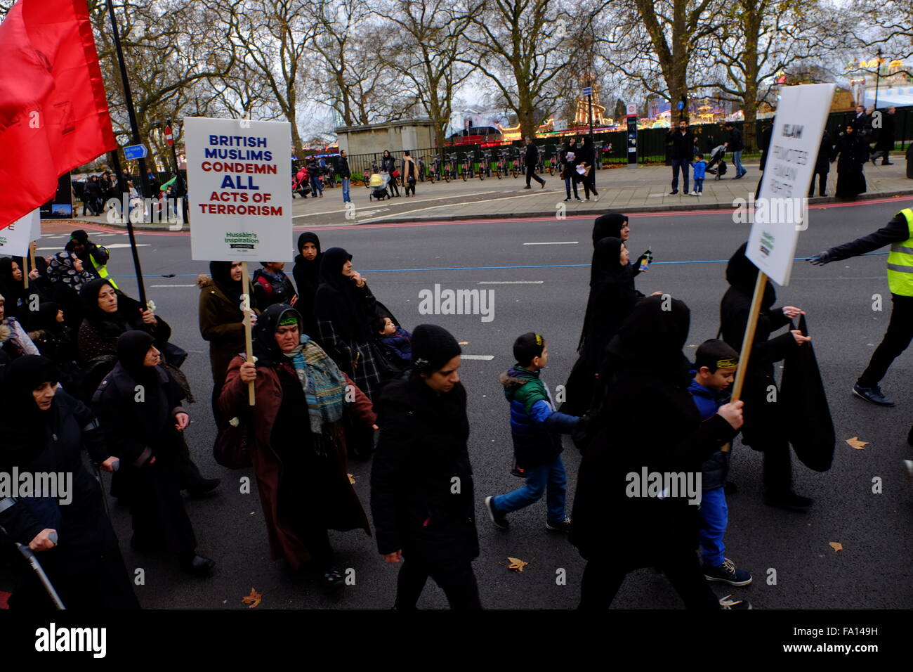 Shia mosque london hi-res stock photography and images - Alamy