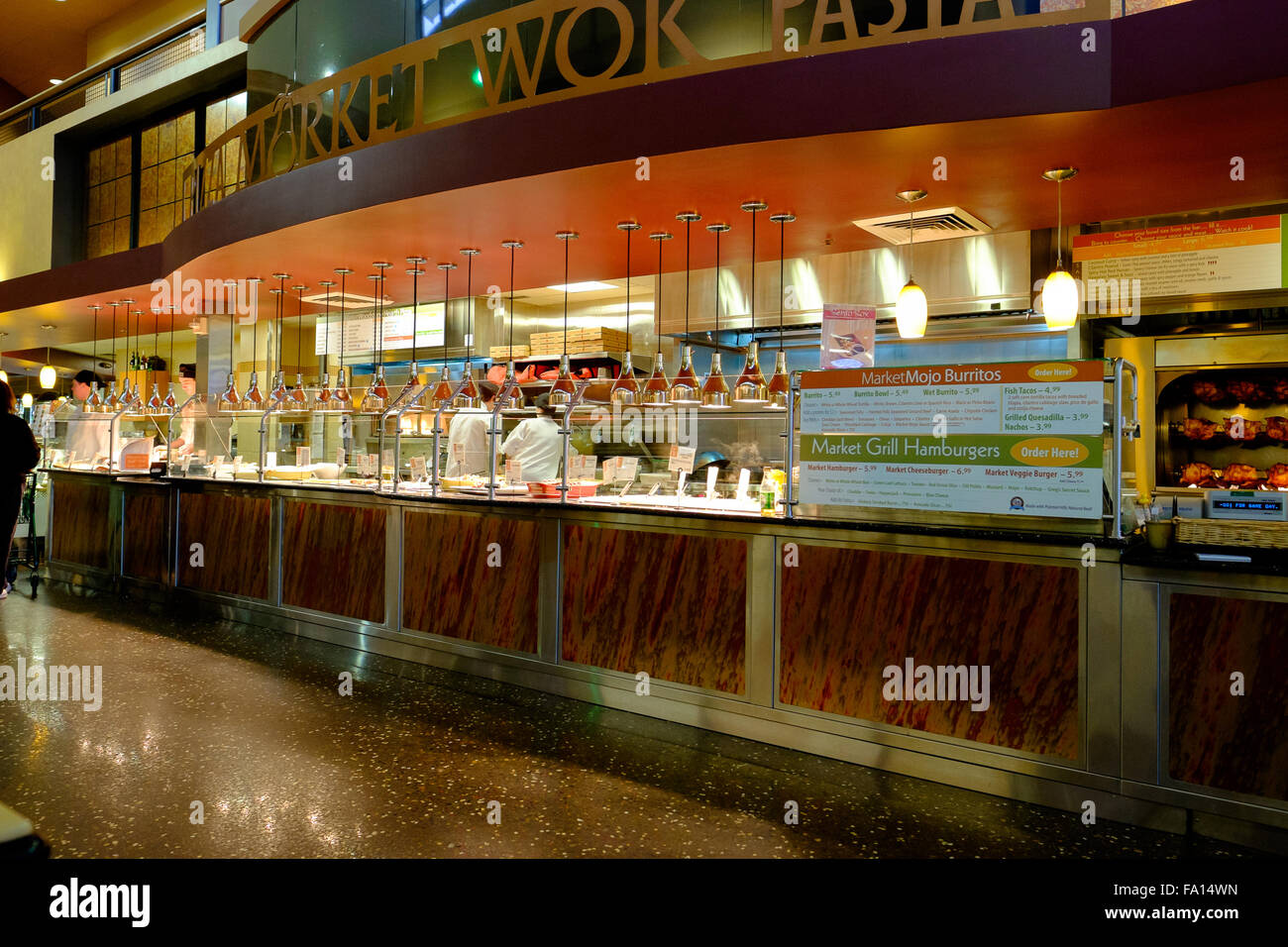 Hot food counter hi-res stock photography and images - Alamy