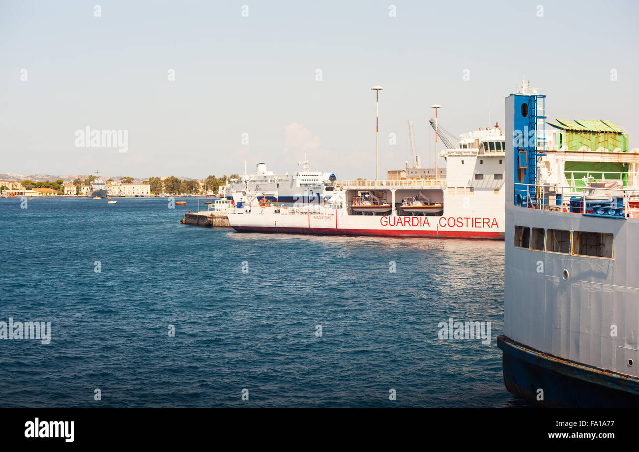 Ferry to messina hi-res stock photography and images - Alamy