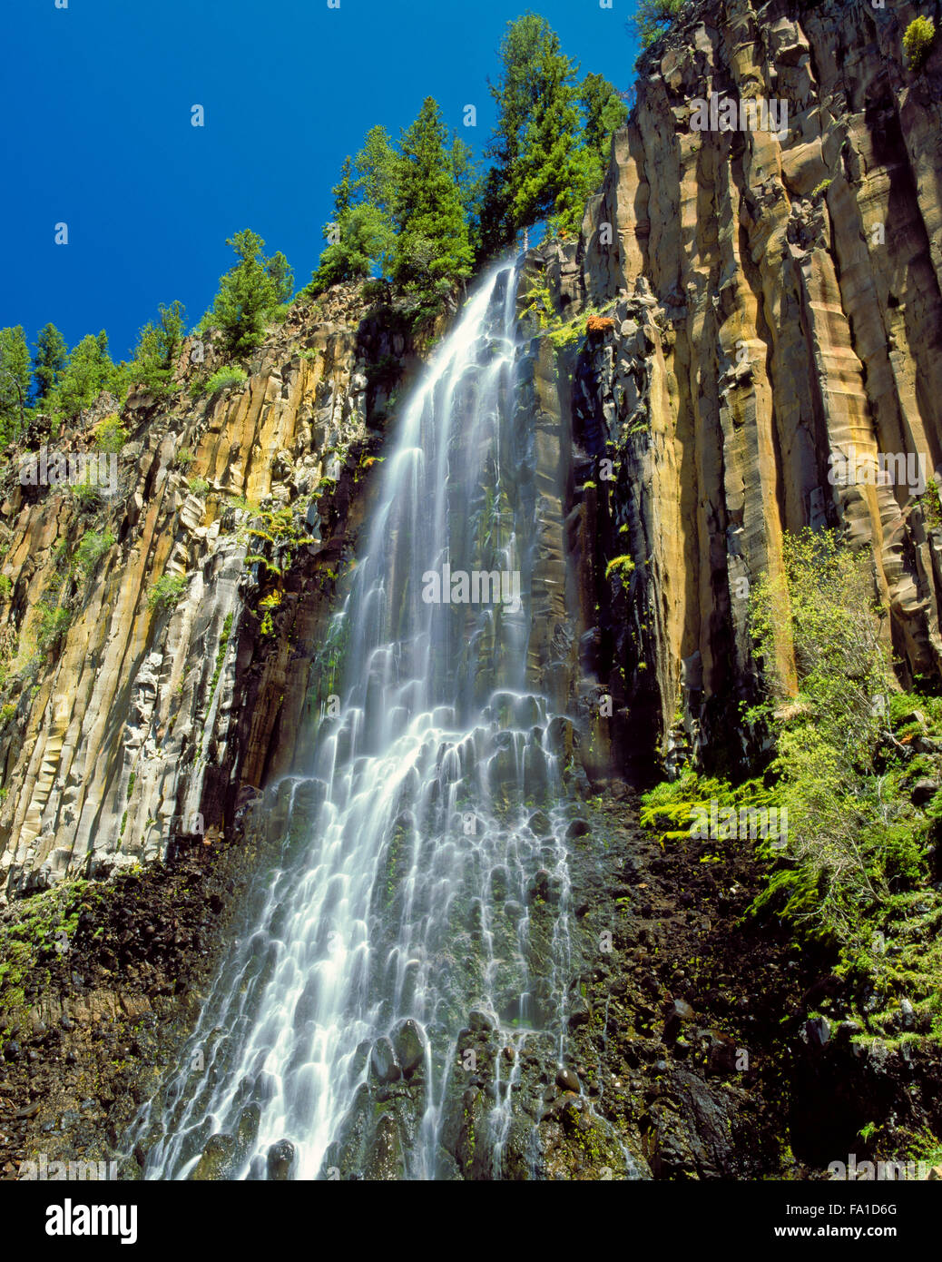 Columnar basalt hi-res stock photography and images - Alamy