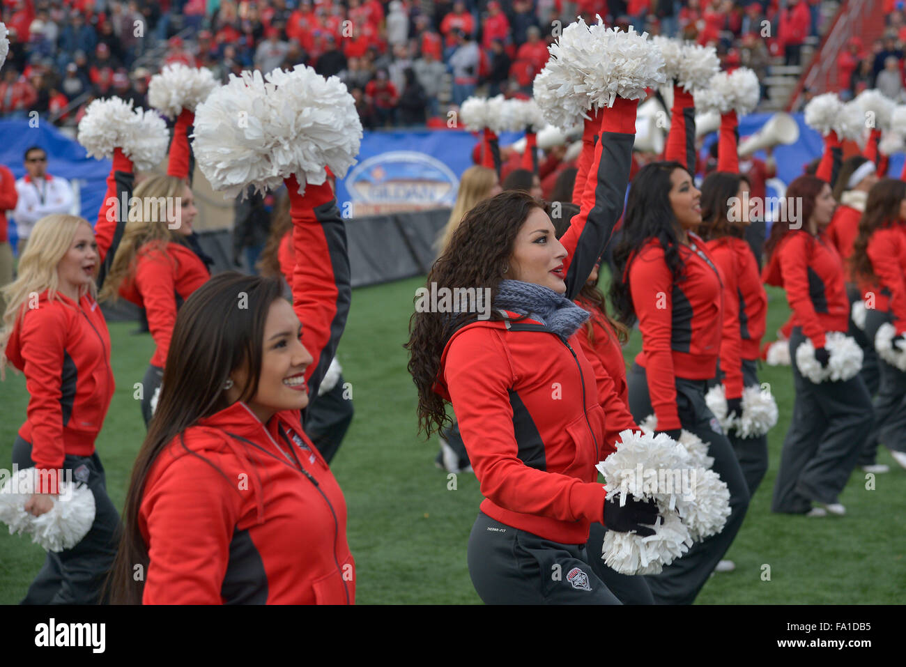 New mexico lobos cheerleaders hi-res stock photography and images - Alamy