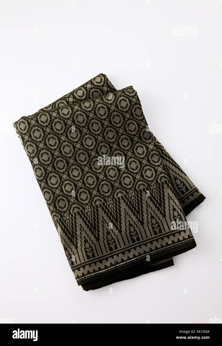 Malaysia Songket .Songket is a fabric that belongs to the brocade ...