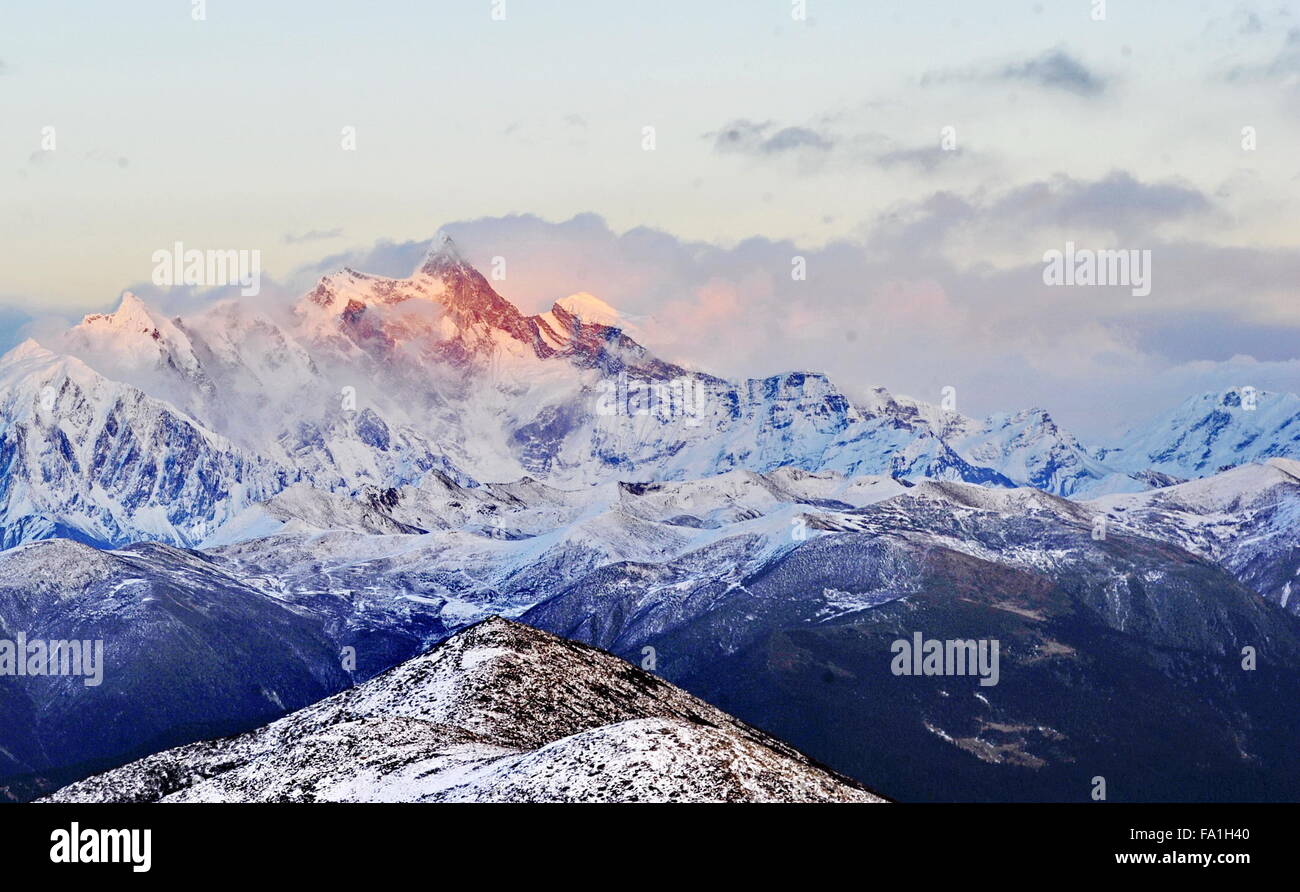 Namcha barwa hi-res stock photography and images - Alamy