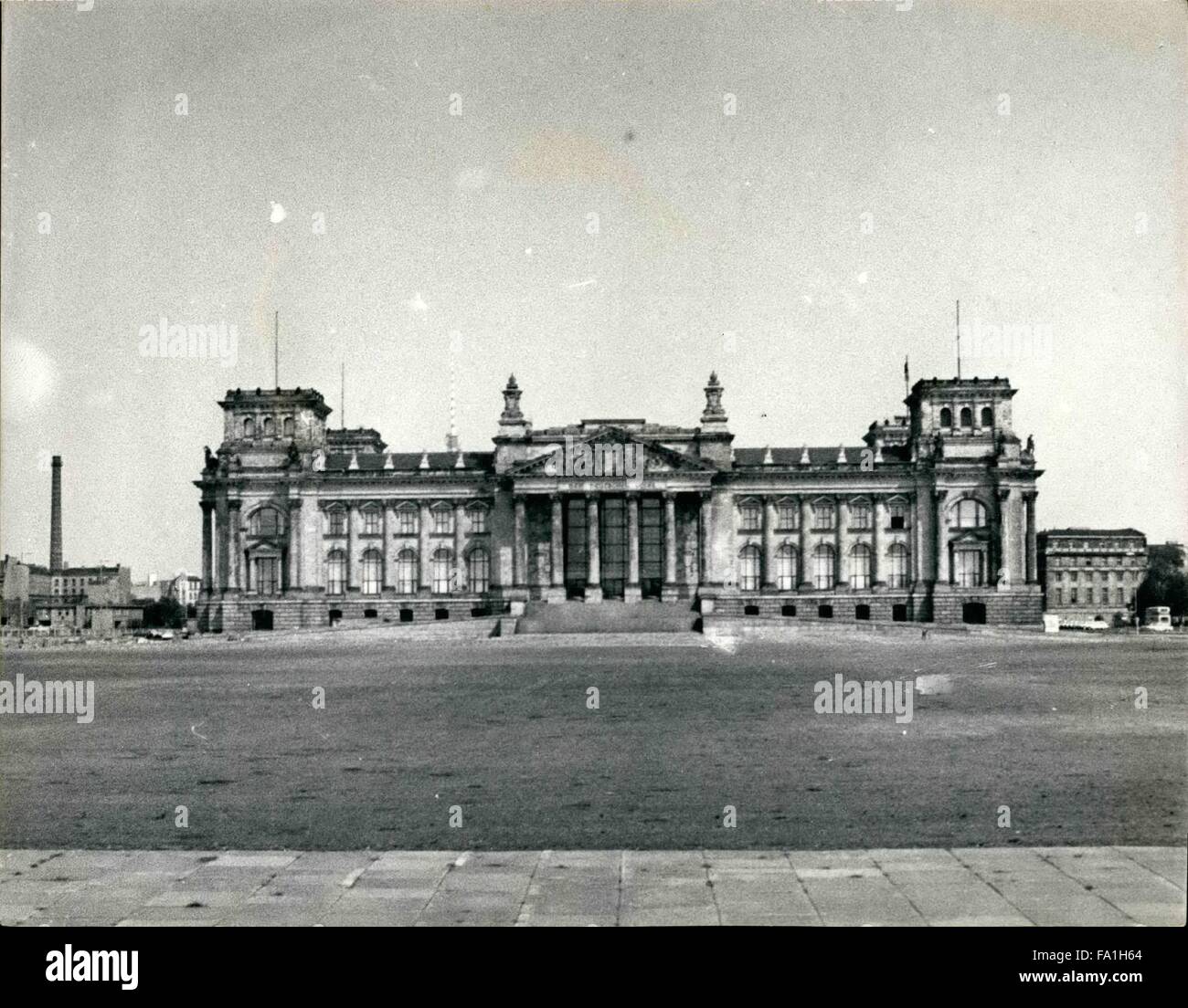 1964 - Famous Reichstag Restoration Nears Completion: Germany's famous ...