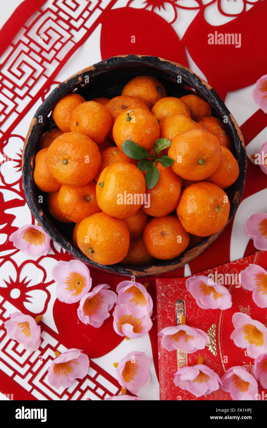 mini mandarin oranges in the container Stock Photo - Alamy