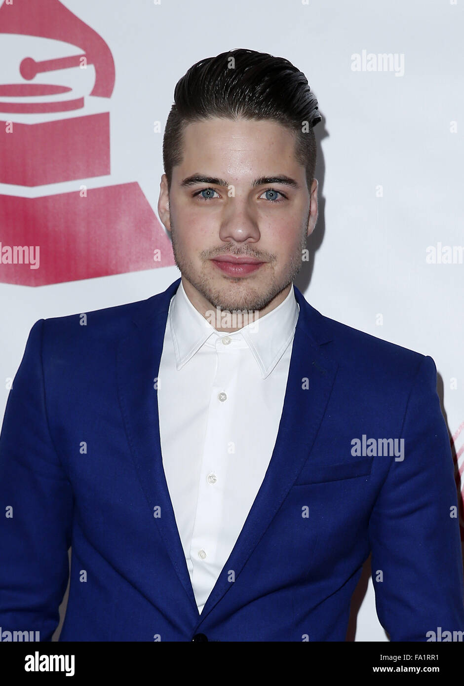 2015 Latin Person of the Year Gala Celebrates Roberto Carlos at ...