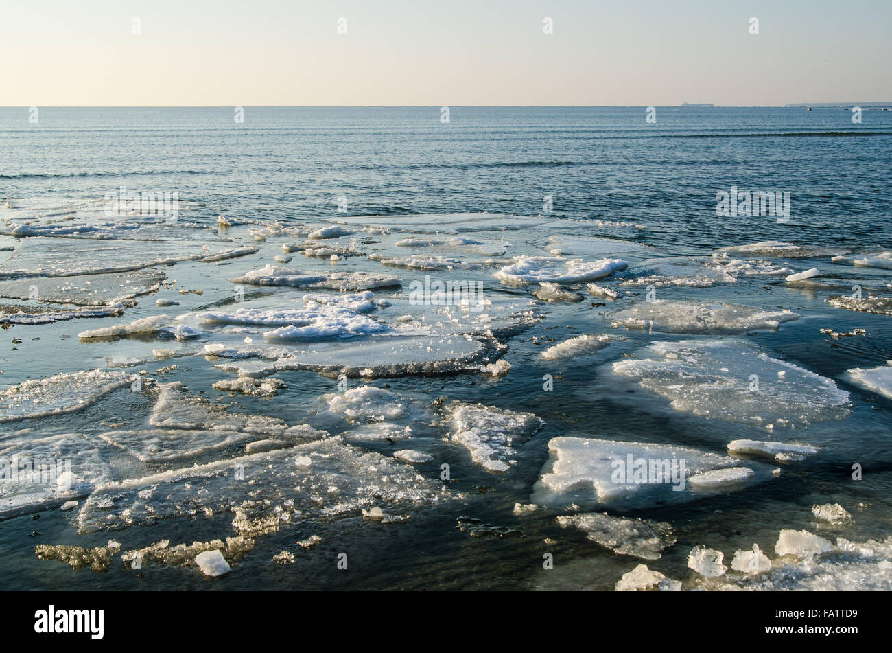 Melting ice floes hi-res stock photography and images - Alamy