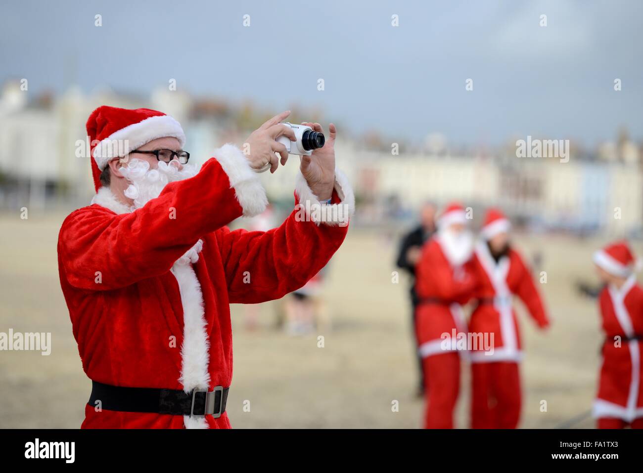 Santa run camera hi-res stock photography and images - Alamy