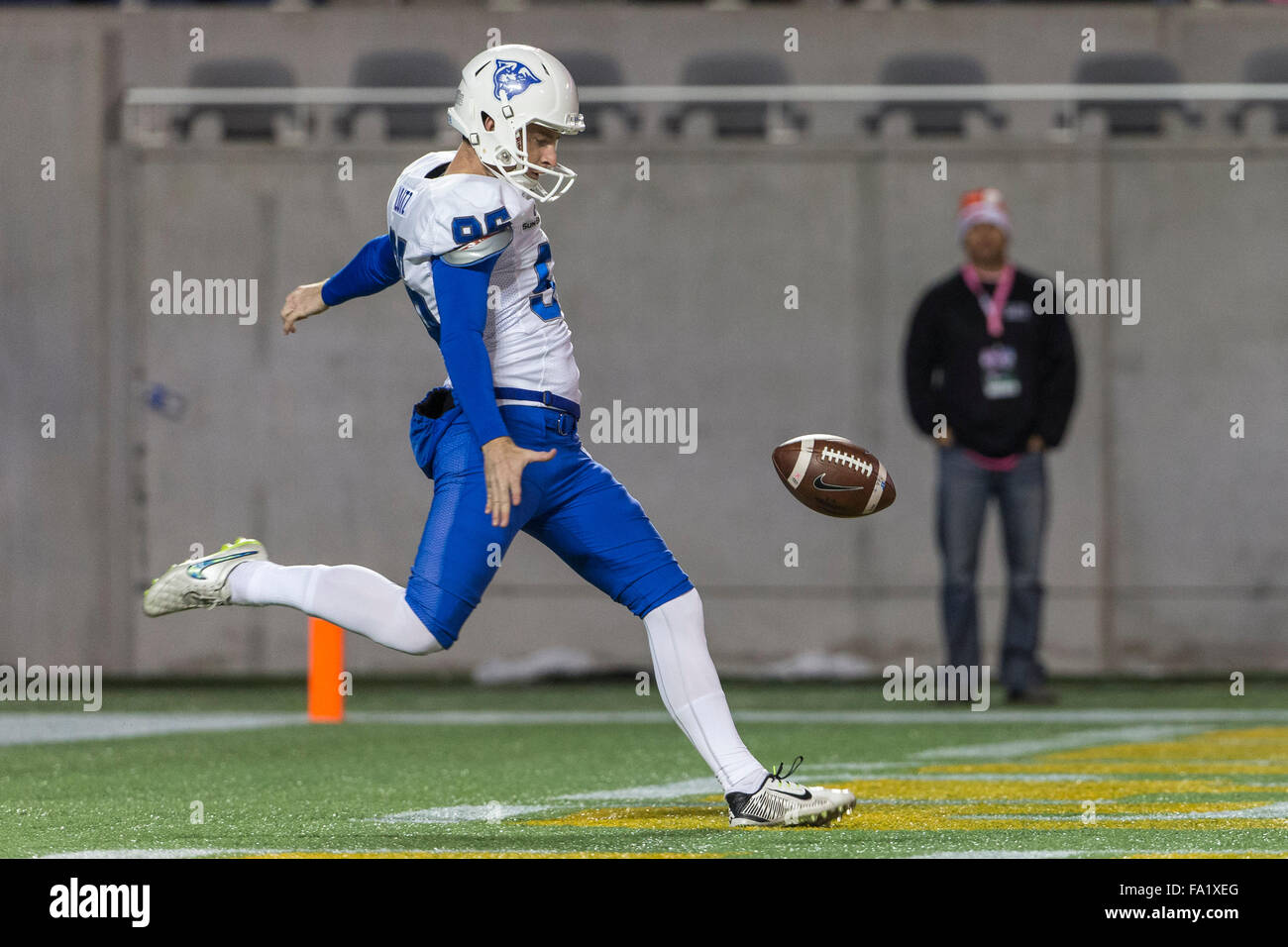 December 19, 2015: Georgia State Panthers place kicker Wil Lutz (96 ...