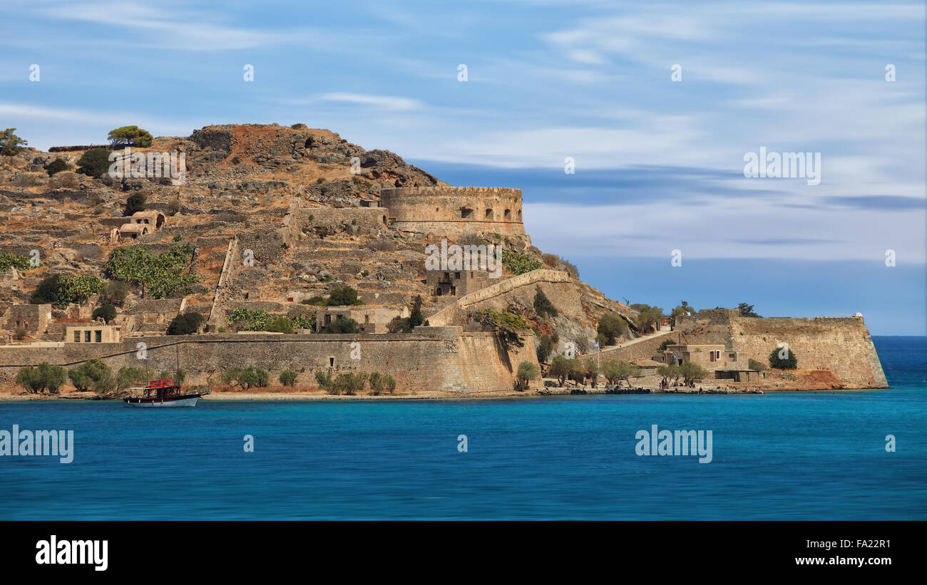 Spinalonga and plaka beach hi-res stock photography and images - Alamy