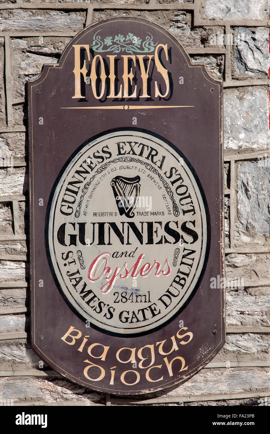 Foleys pub kenmare hi-res stock photography and images - Alamy