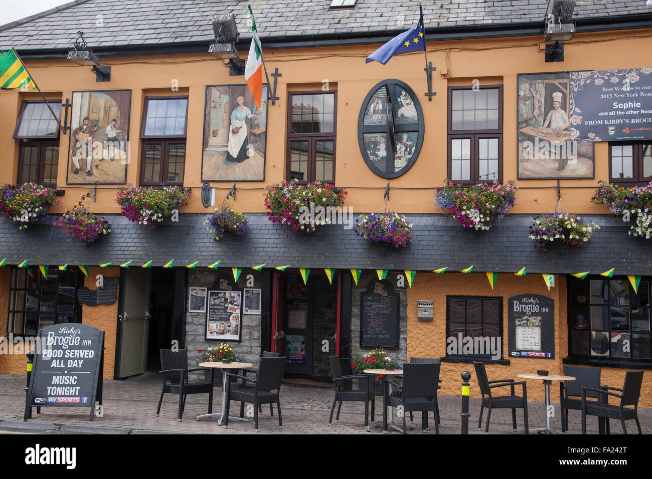 Kirby's Brogue Inn; Tralee, Ireland Stock Photo - Alamy