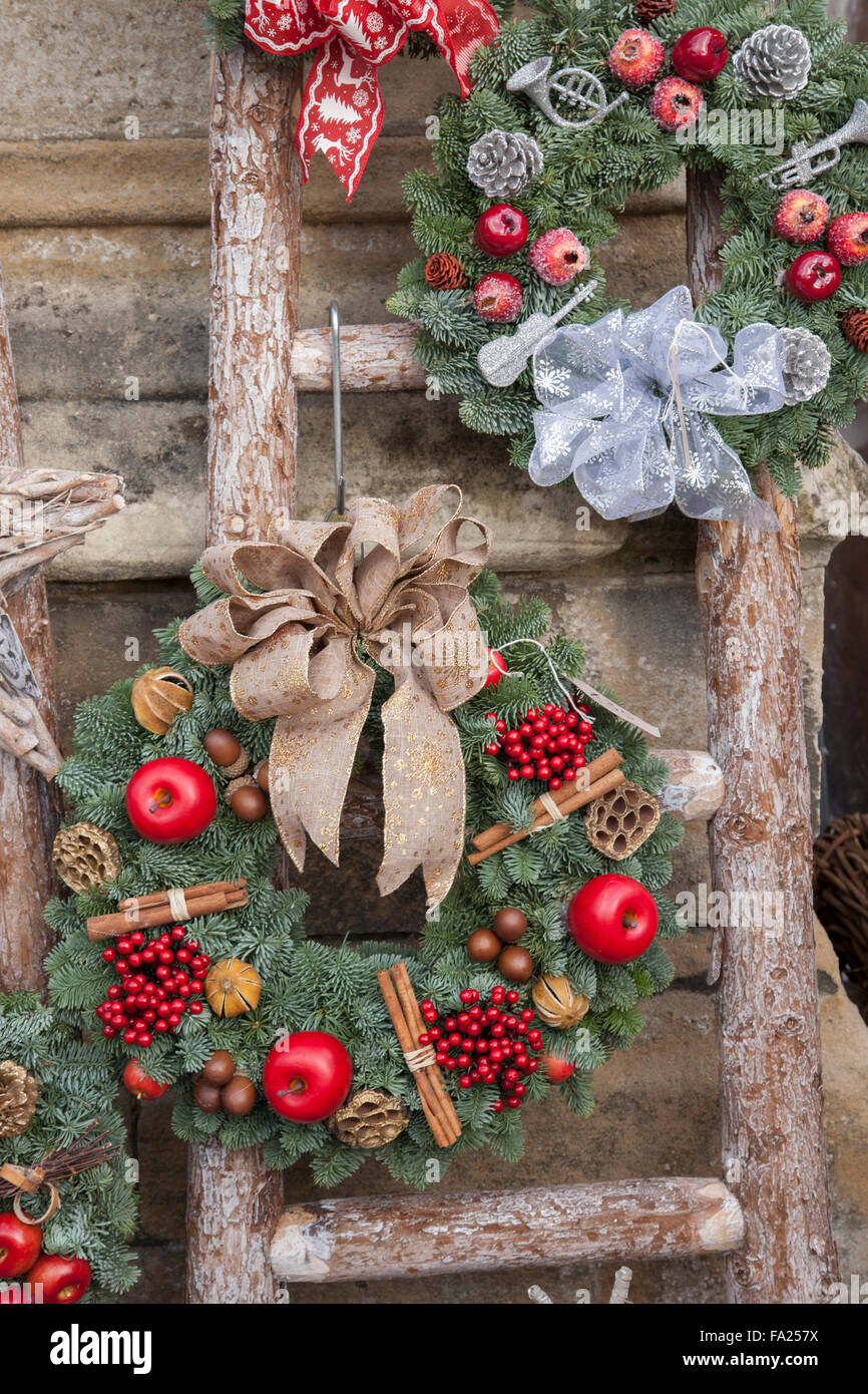 Christmas Reef with Wooden Ladder Background Stock Photo - Alamy