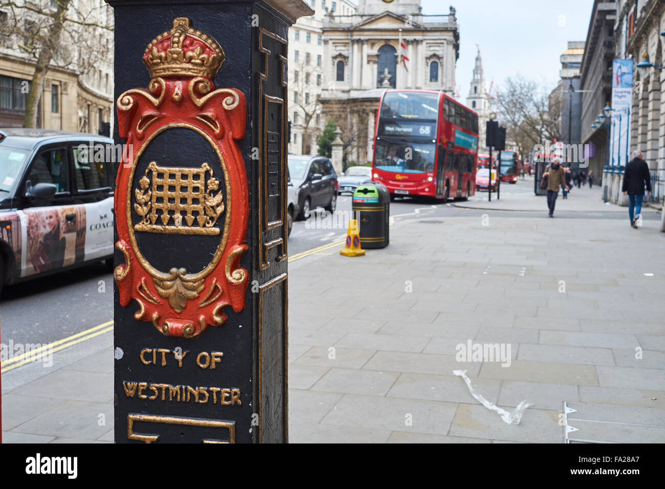 Westminster coat of arms hi-res stock photography and images - Alamy