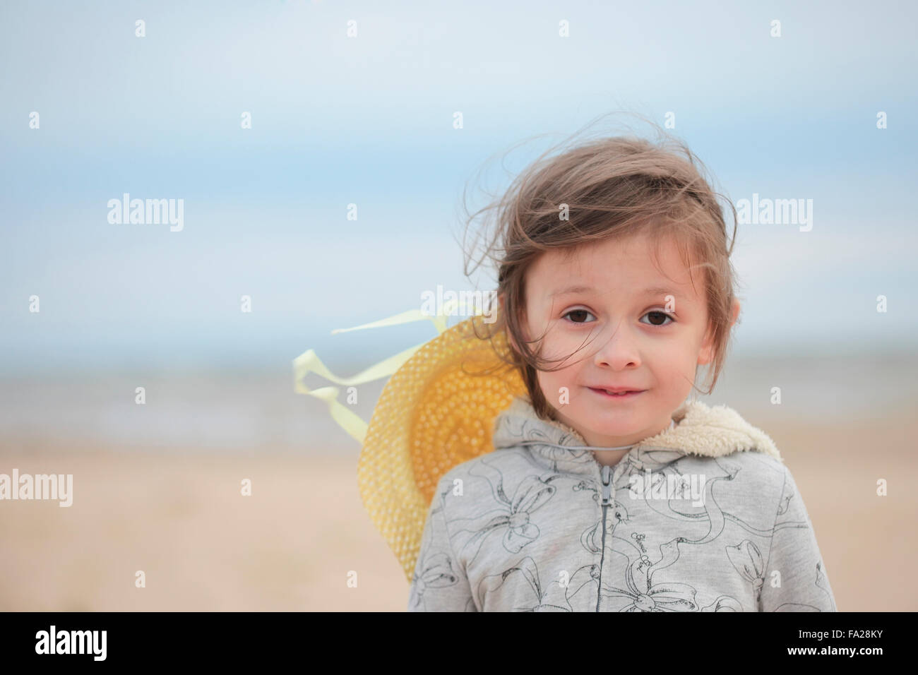 Child sea portrait hi-res stock photography and images - Alamy
