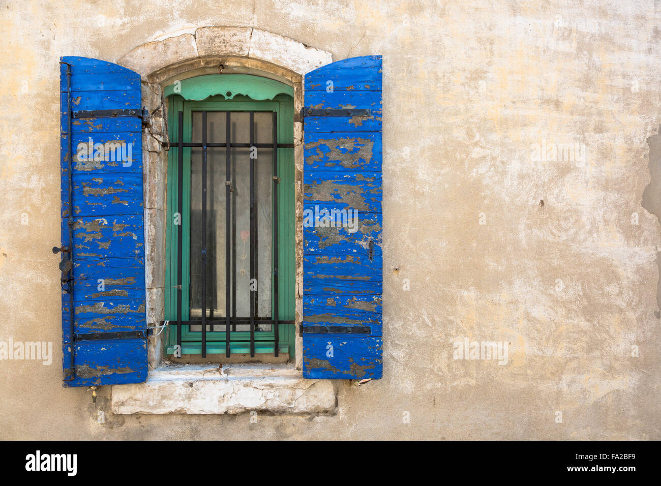 An open window and a wall Stock Photo - Alamy