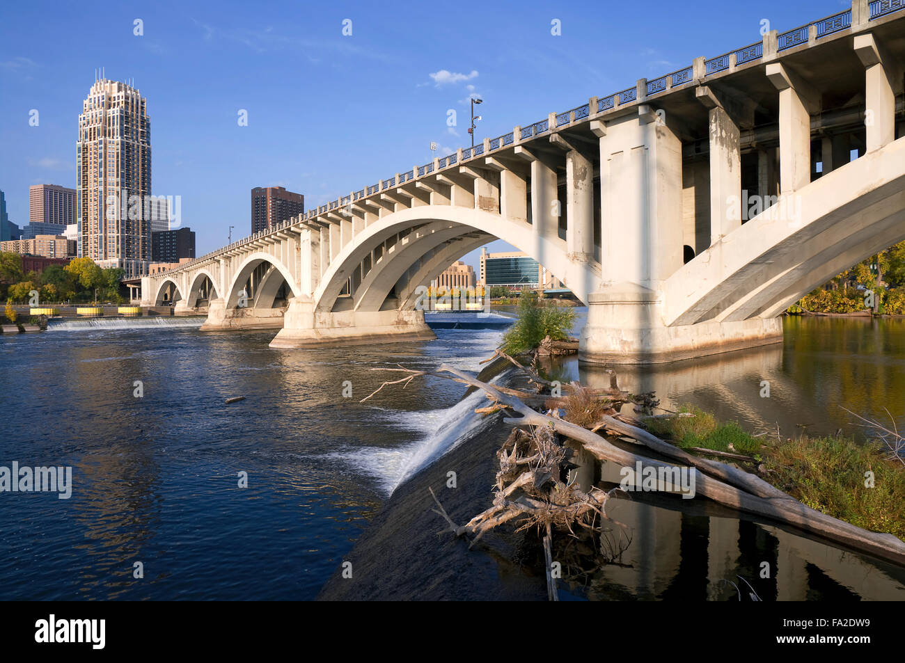 third avenue bridge crossing mississippi river above lower saint ...