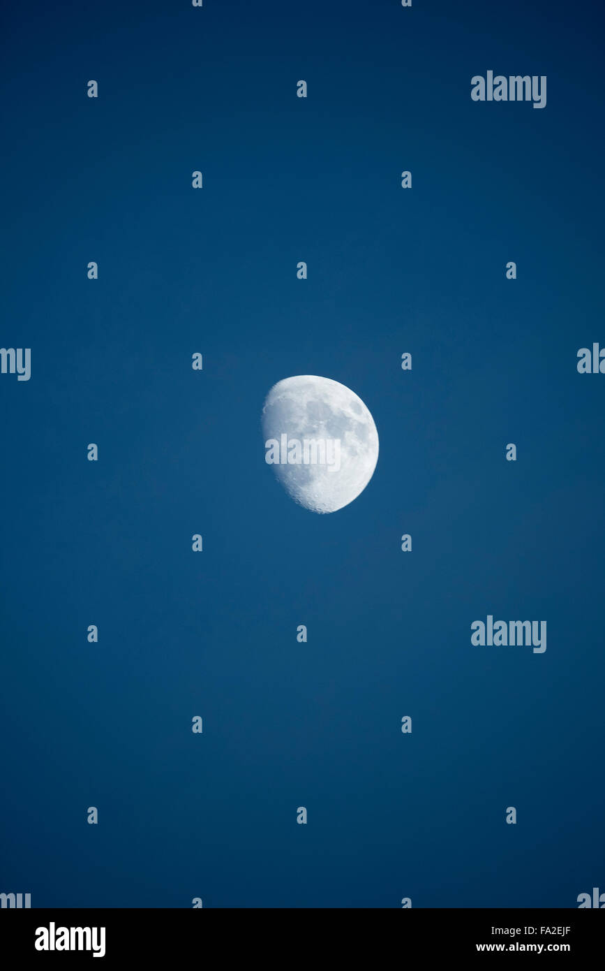 Half moon hi-res stock photography and images - Alamy