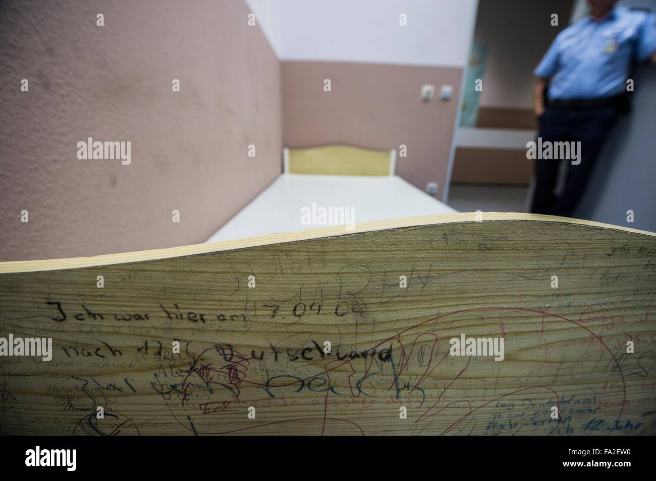 The inscription "Ich war hier am 7.04.04 nach 12 Jahren Deutschland ...