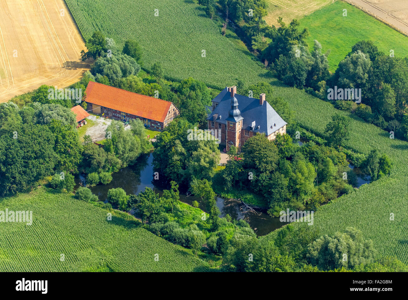 Aerial view, house Nehlen, in Lippetal in Berwicke, castle-style lip ...