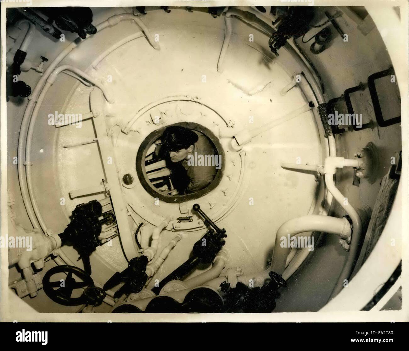 Submarine rescue vessel hi-res stock photography and images - Alamy