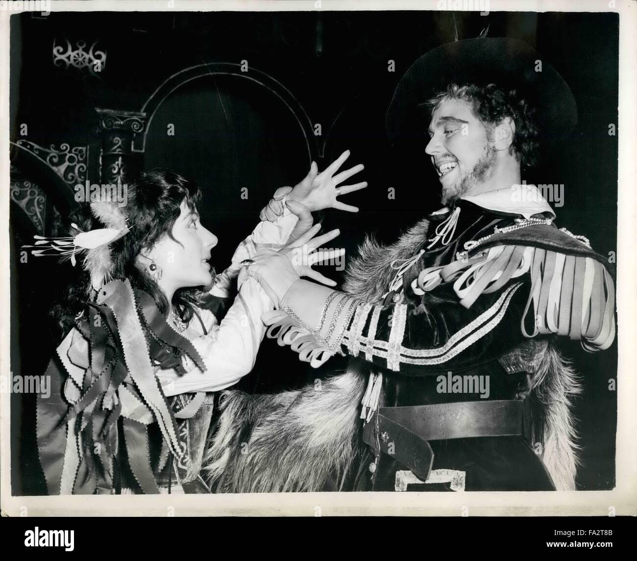 1952 - Taming of the Shrew at Stratford-On-Avon vonne Mitchell, as Kate ...