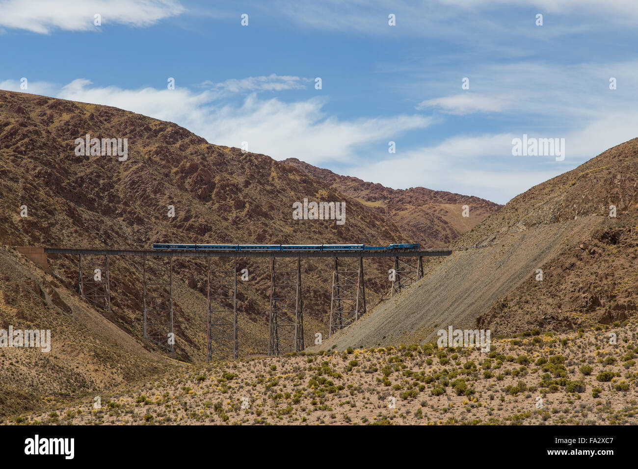 Unique viaduct hi-res stock photography and images - Alamy