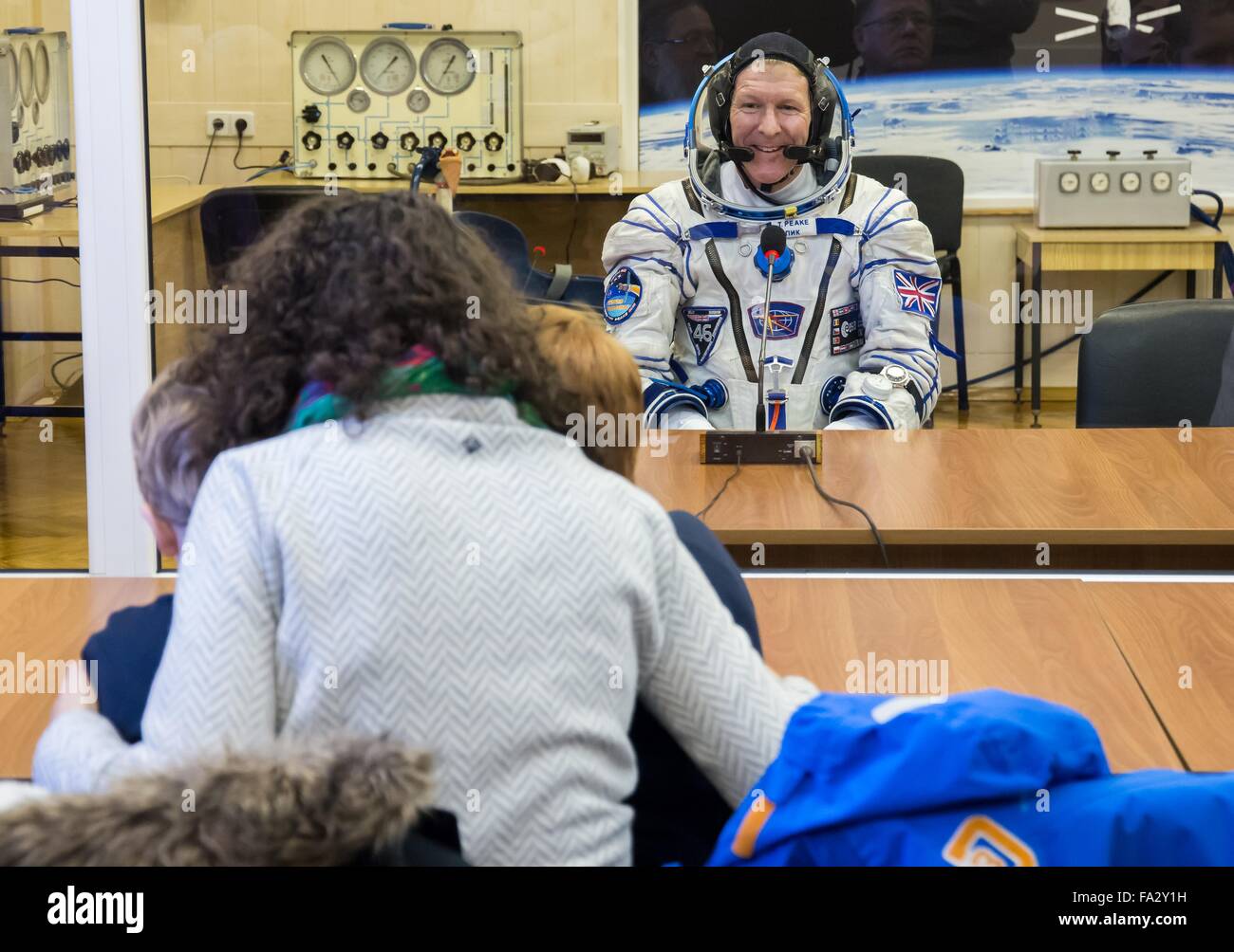 Tim peake wife hi-res stock photography and images - Alamy