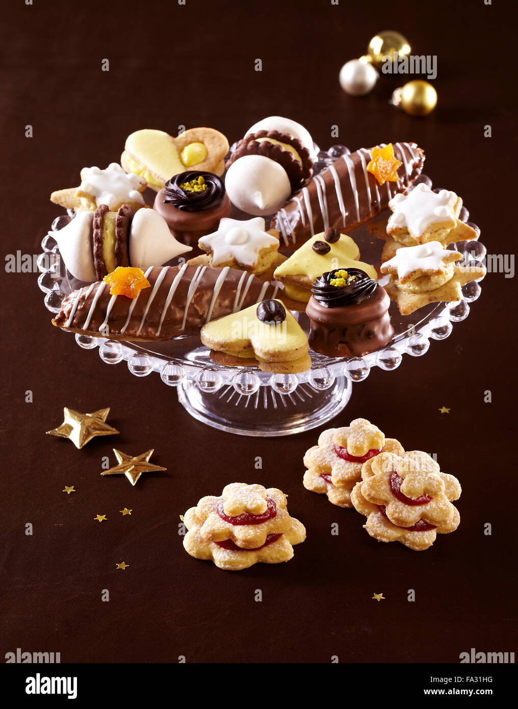 Cover sweets hi-res stock photography and images - Alamy