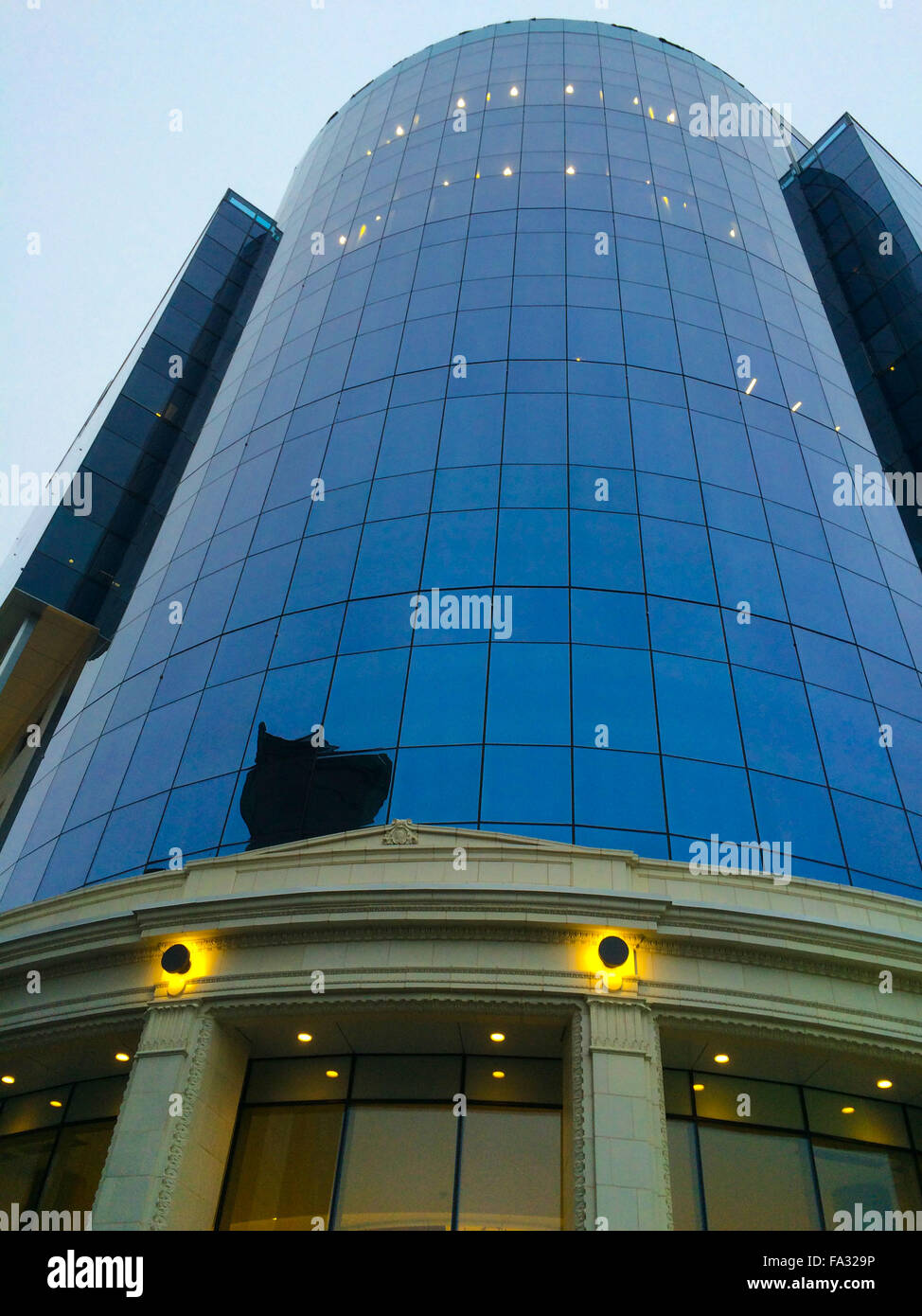 Tall Glass Skyscraper Stock Photo - Alamy