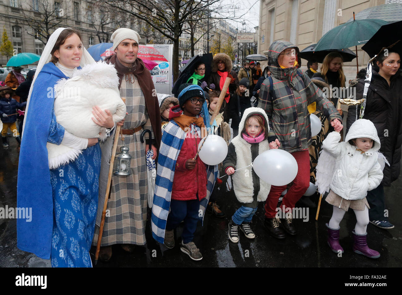 Nativity group hi-res stock photography and images - Alamy