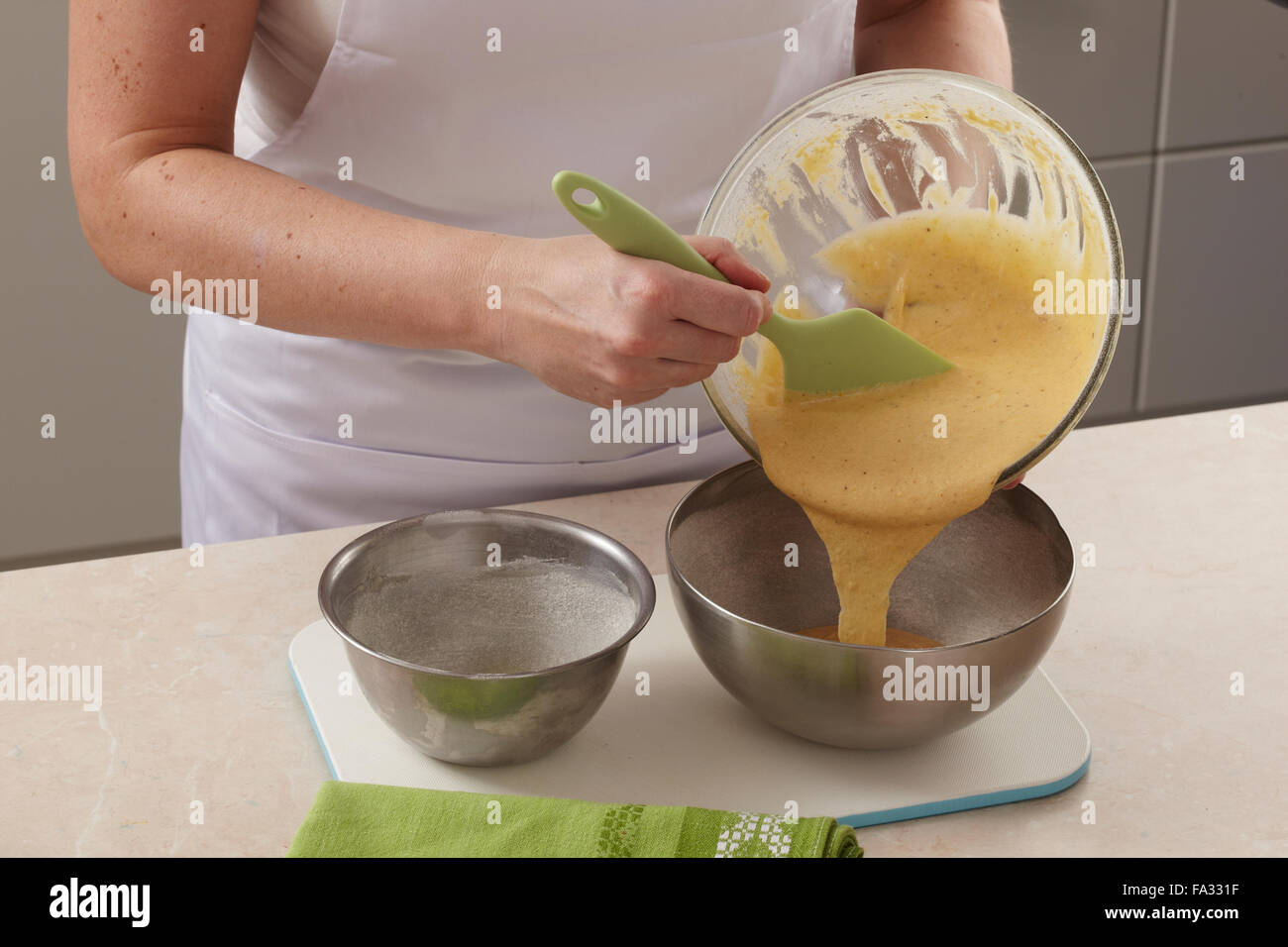 Sweet lamb (cake) + steps Stock Photo - Alamy