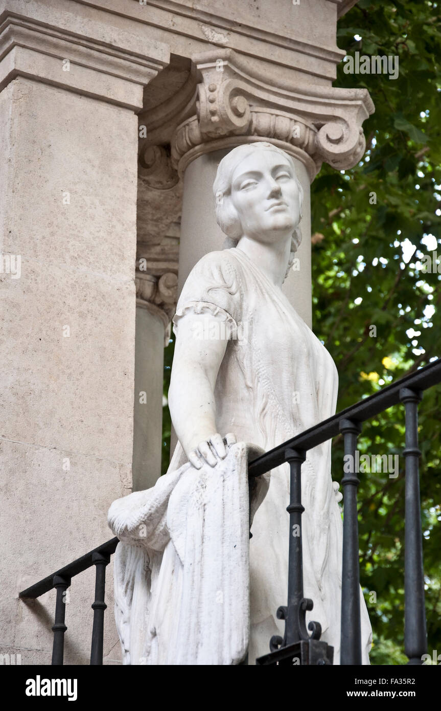 Detail of Monument to Alvarez Quintero brothers, in Retiro Park, Madrid ...