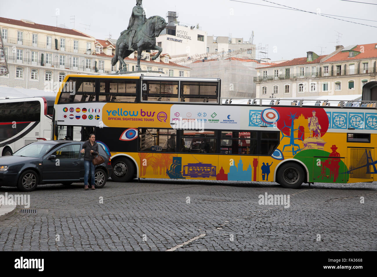 Open top bus lisbon hi-res stock photography and images - Alamy