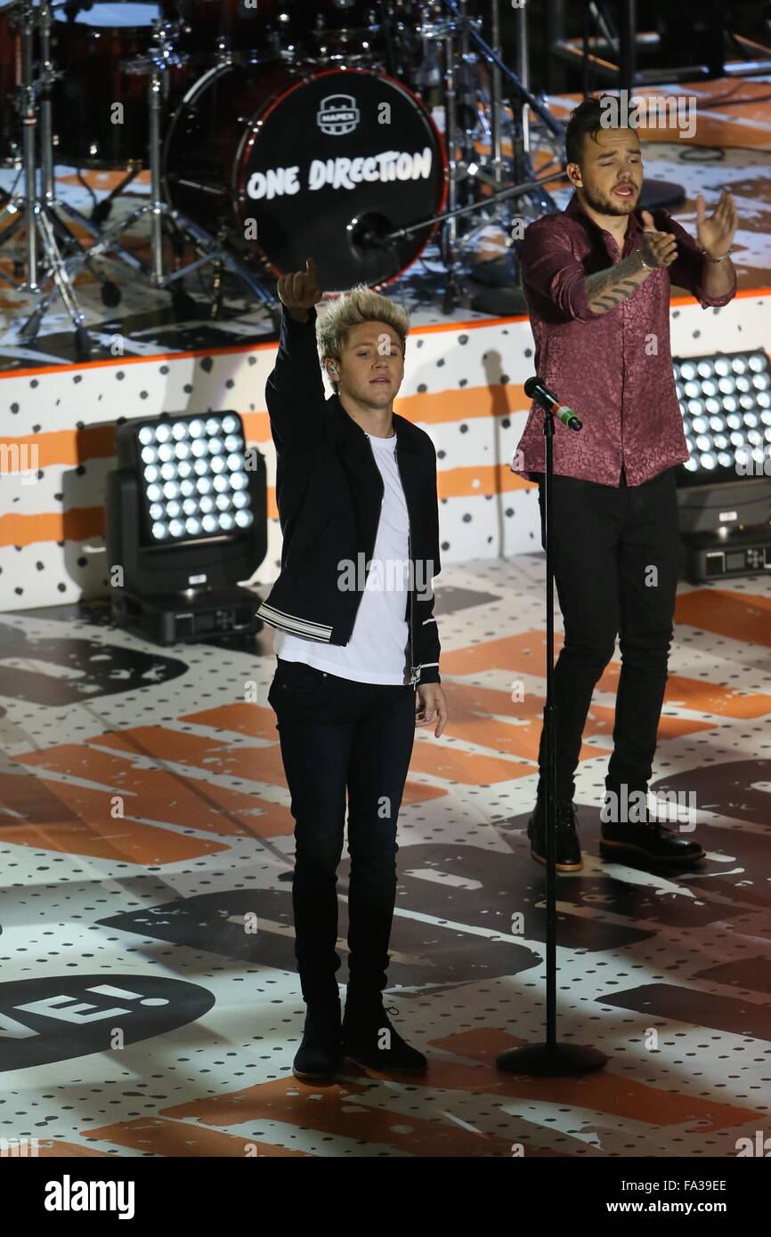 One Direction seen performing live Hollywood Boulevard for Jimmy Kimmel ...